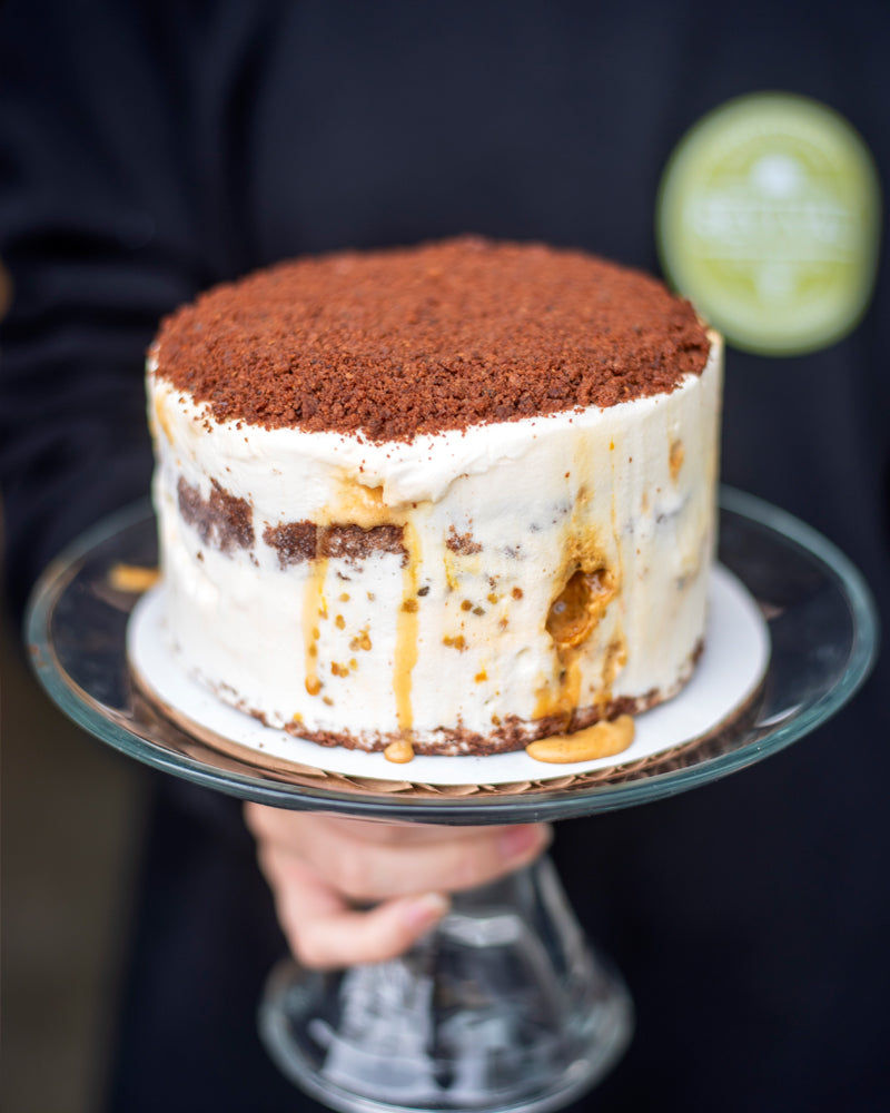 Bee's Knees® 5" Ice Cream Cake (Nationwide Shipping) – Revival Ice Cream